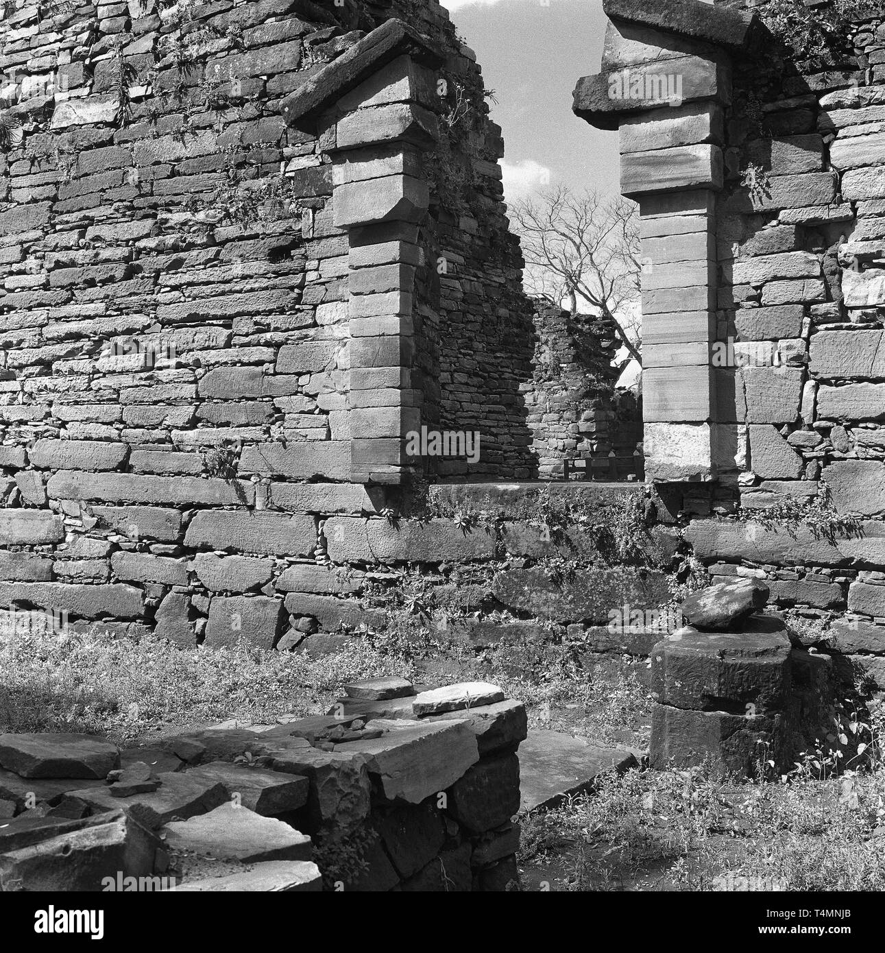 Arbor gate hi-res stock photography and images - Alamy