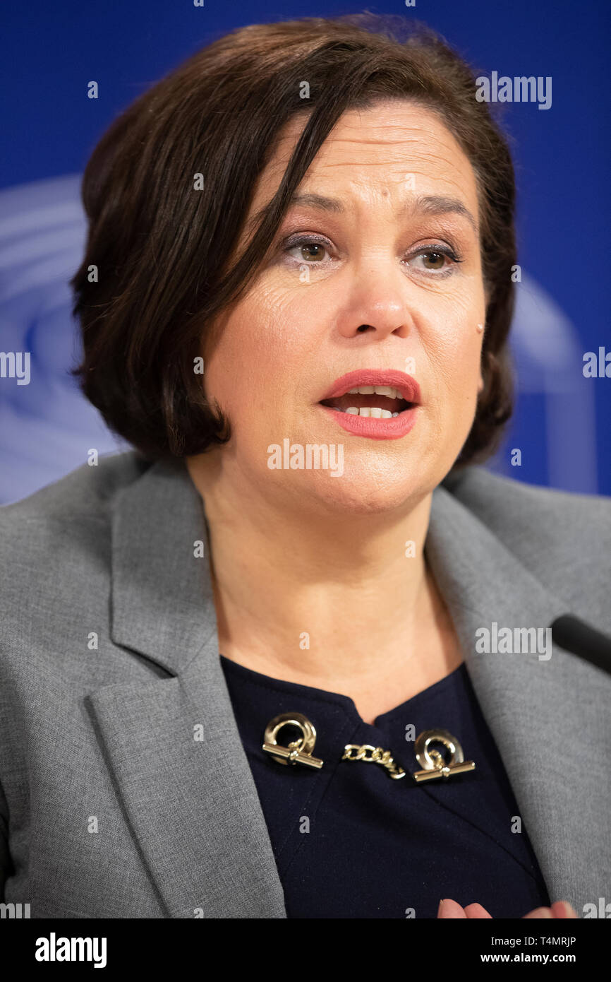 Mary lou mcdonald hi-res stock photography and images - Alamy