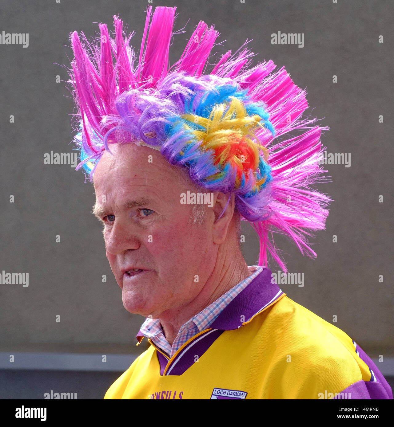 Old man football fan hi-res stock photography and images - Alamy