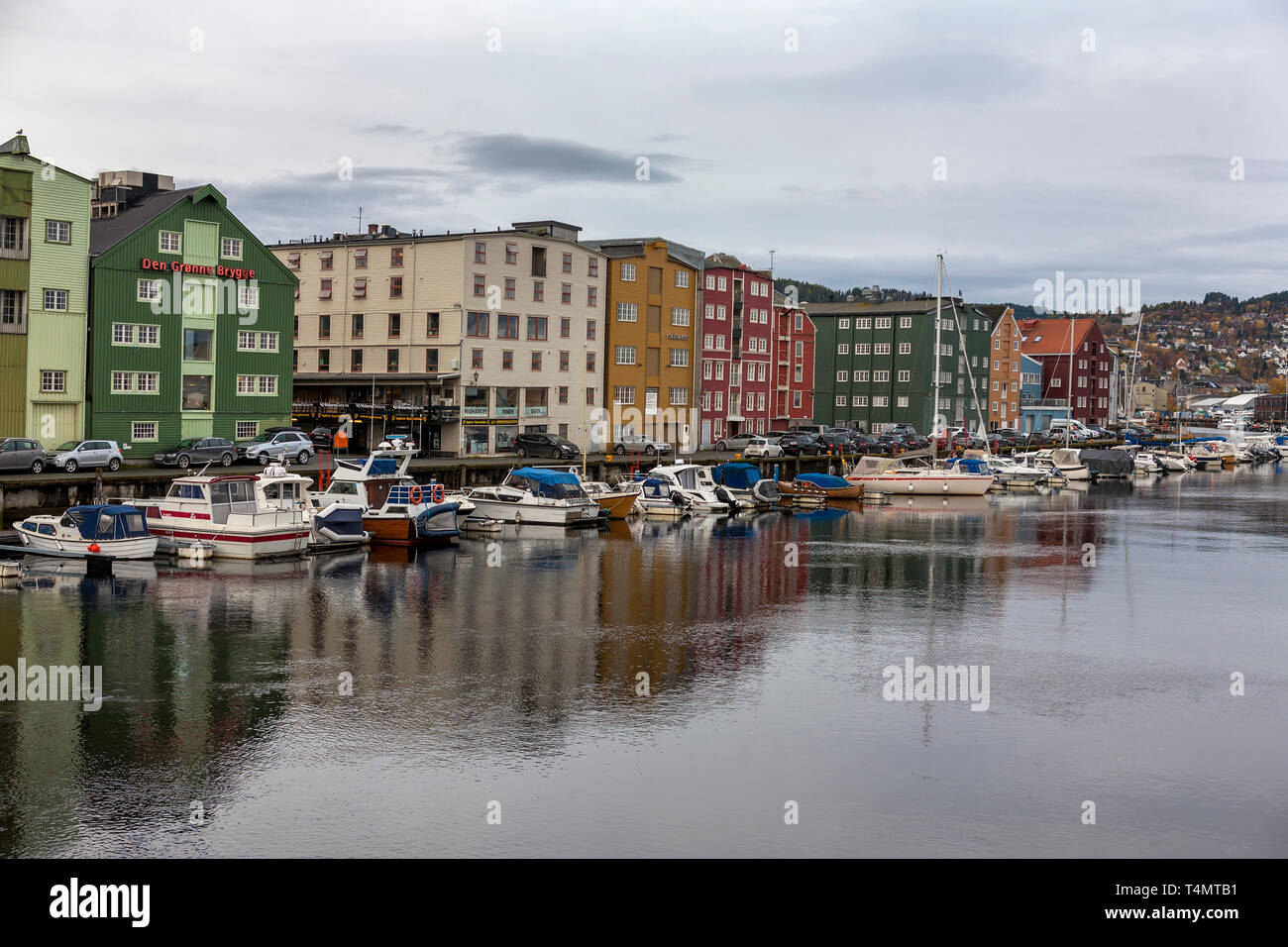 The Nidelva river and the Østre Kanalhavn from Jernbanebrua bridge ...
