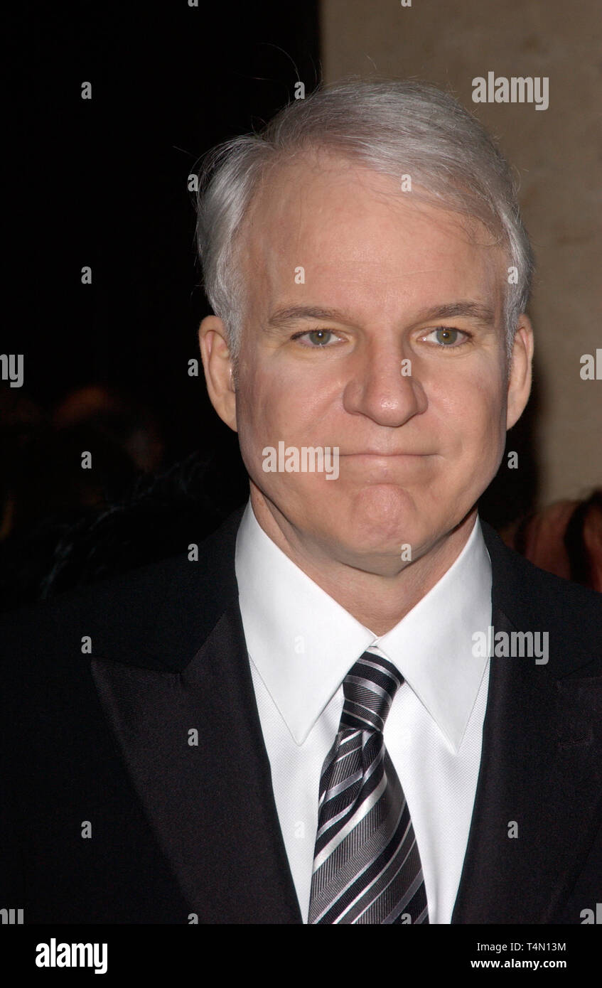 LOS ANGELES, CA. November 12, 2004: Beverly Hills, CA: Actor STEVE ...