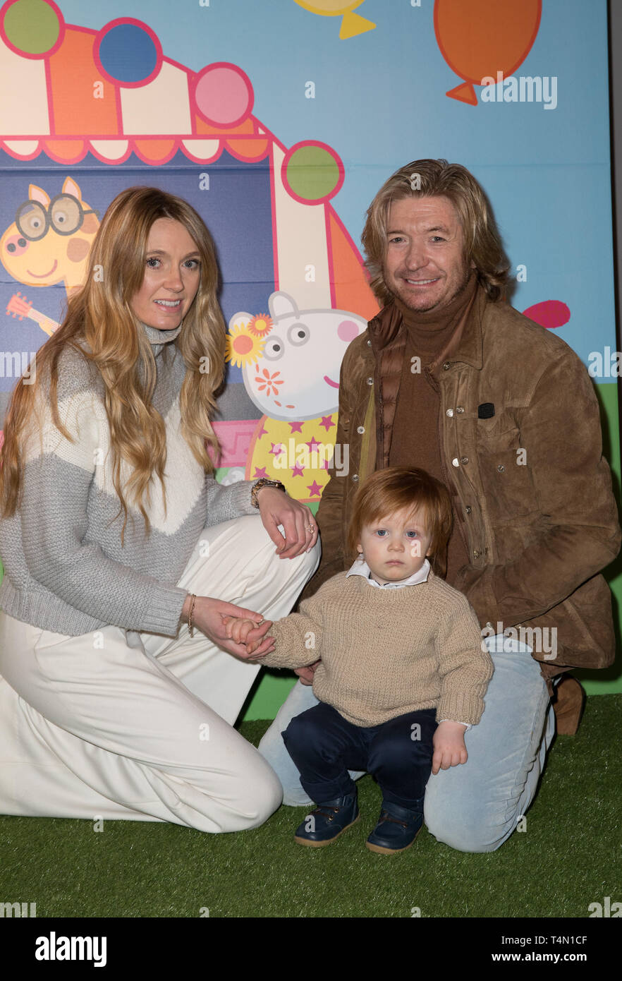 VIPs and bloggers attend premiere of Peppa Pig's latest big screen ...