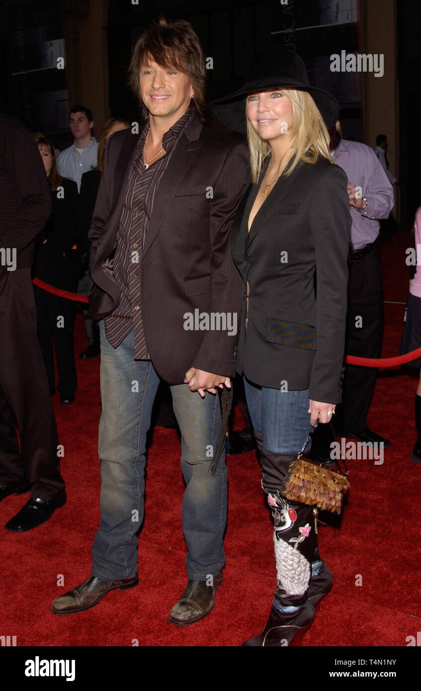 LOS ANGELES, CA. November 14, 2004: Los Angeles, CA: Actress HEATHER ...