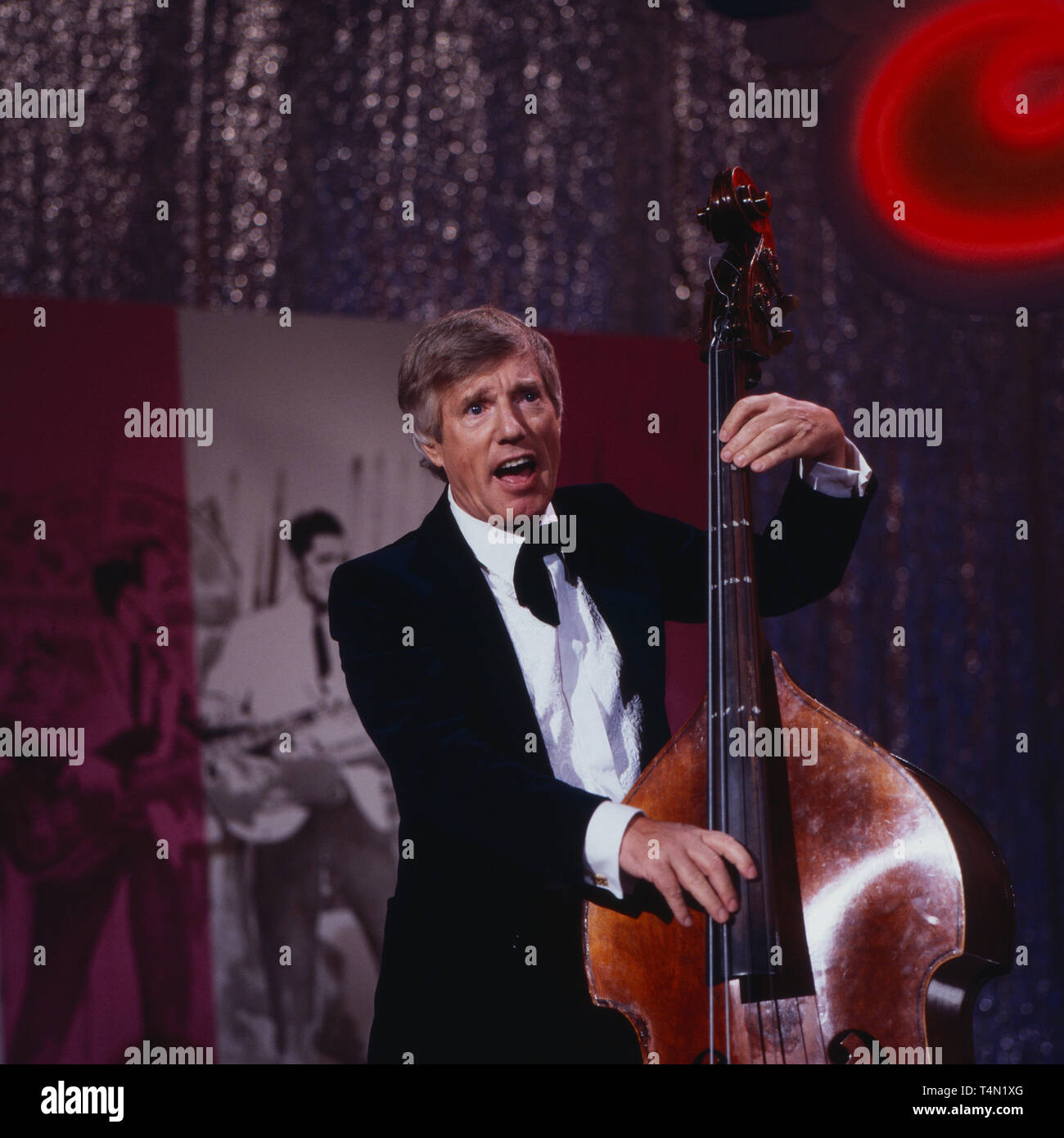 Hans Blum, deutscher Komponist, Musikproduzent und Sänger, aka Henry ...