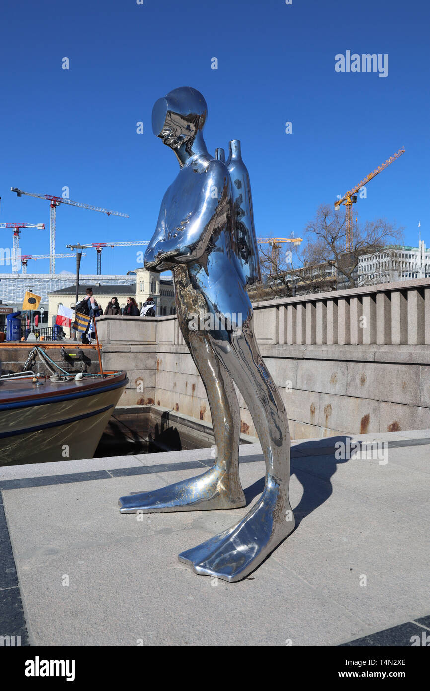 Oslo scuba diver statue hi-res stock photography and images - Alamy
