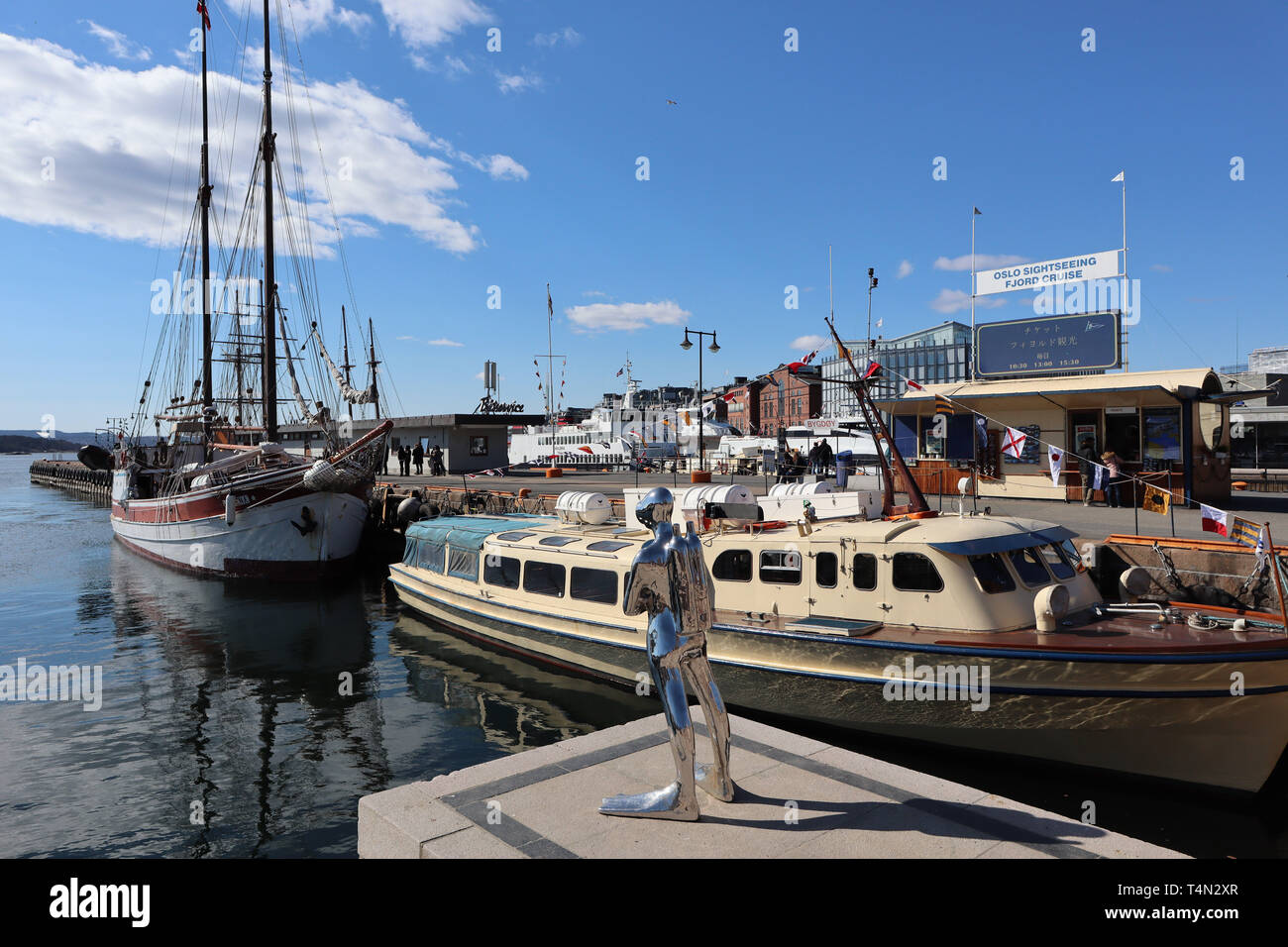 Oslo Scuba diver statue, Oslo, Norway, April 2019, Photo by Richard ...