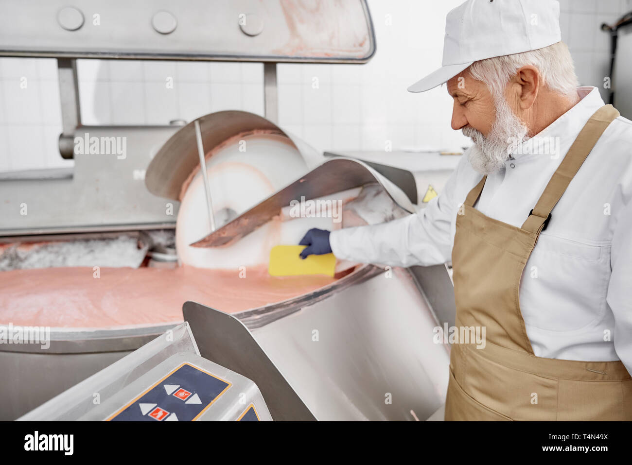 Industrial meat production hi-res stock photography and images - Alamy