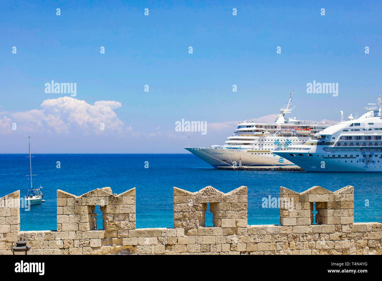 Cruise ships, Rhodes, Greece Stock Photo - Alamy