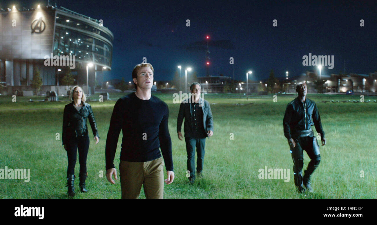 AVENGERS: ENDGAME, (aka AVENGERS 4), from left: Scarlett Johansson ...