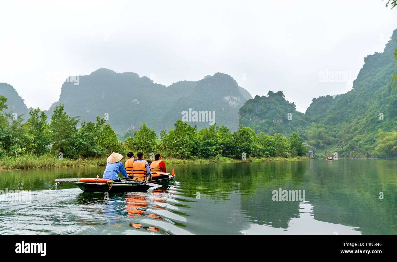 Trang an landscape complex hi-res stock photography and images - Alamy