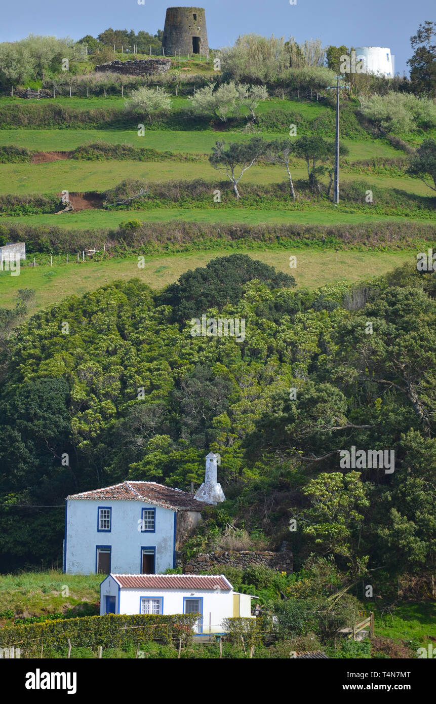 Traditional houses and rural landscapes in Santa Barbara, a small ...