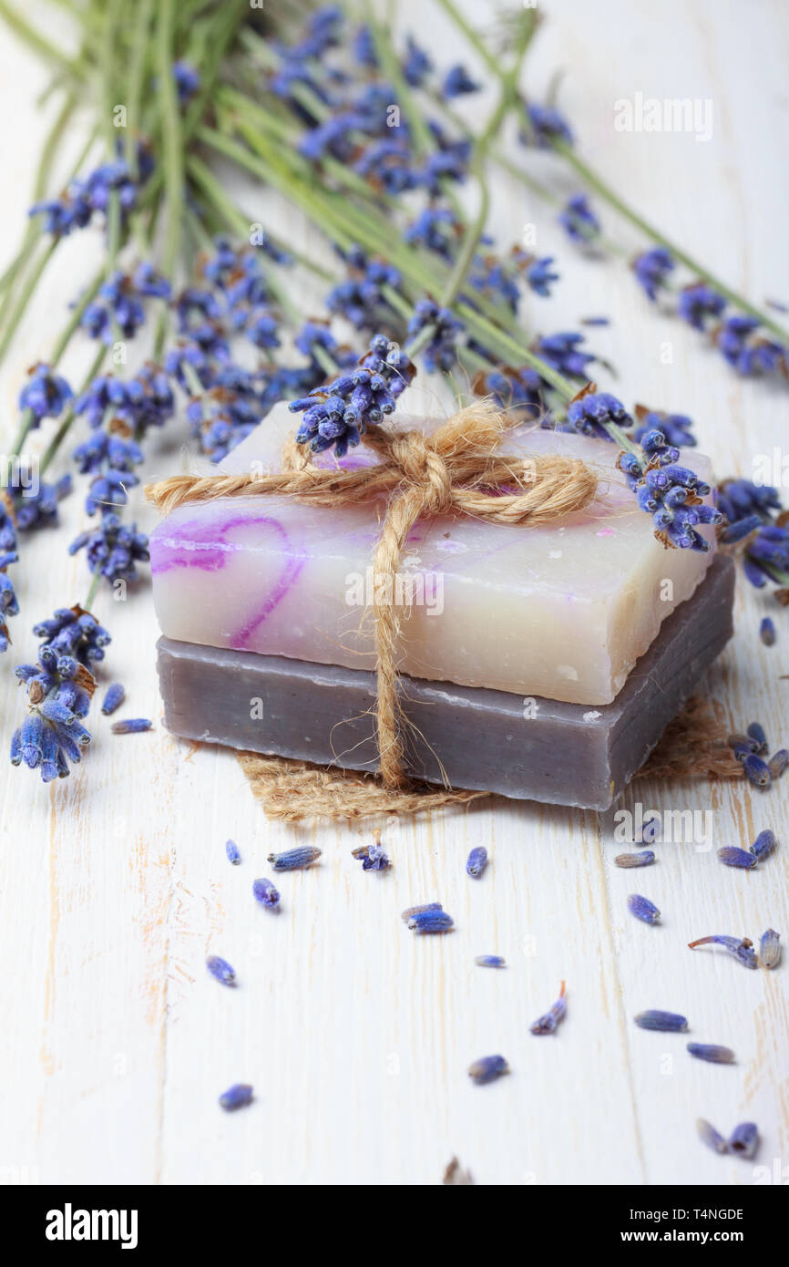 Lavender soap handmade hi-res stock photography and images - Alamy