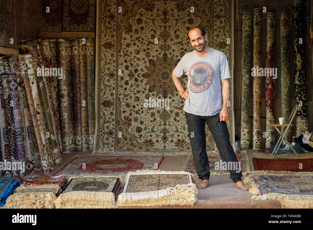 Dubai uae silk carpet hi-res stock photography and images - Alamy