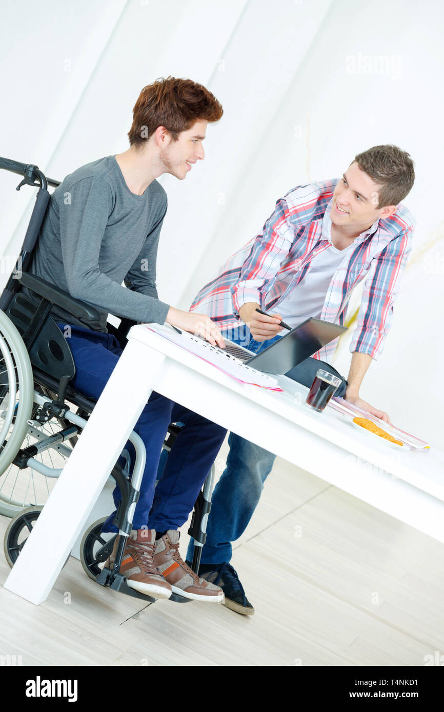 Disabled student classroom hi-res stock photography and images - Alamy