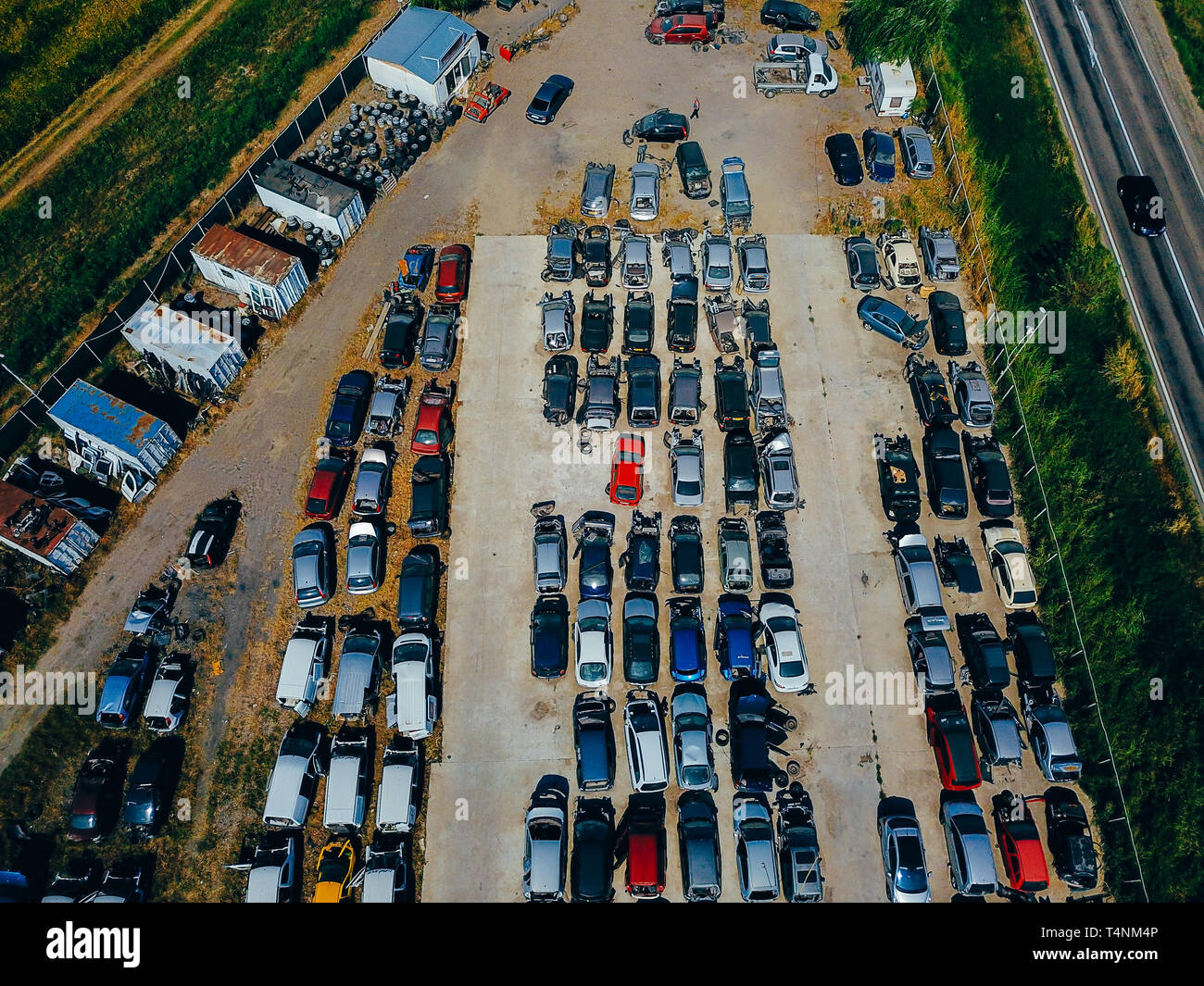 Big pile used car hi-res stock photography and images - Alamy