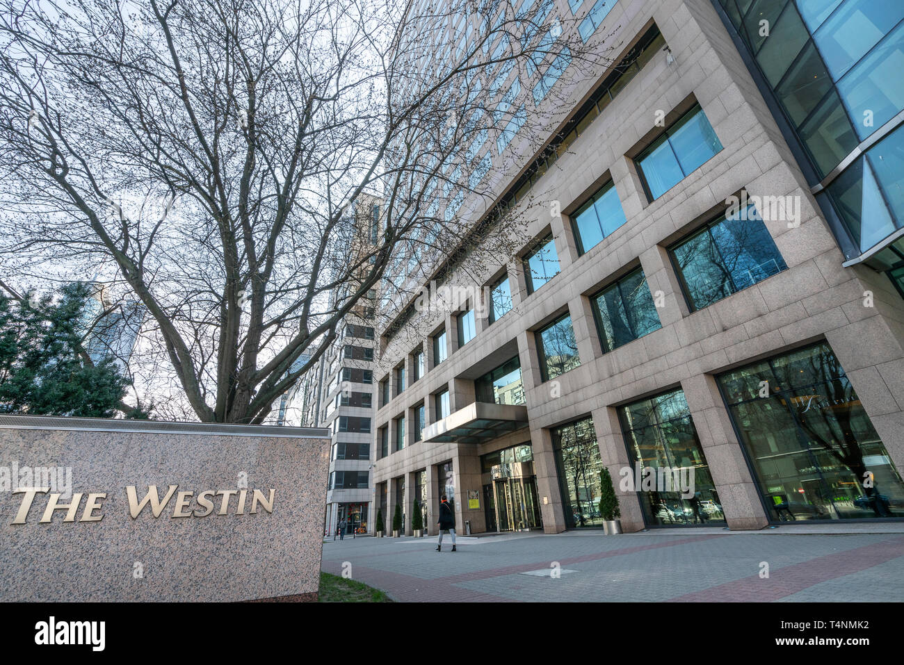 Modern building elevation hi-res stock photography and images - Alamy