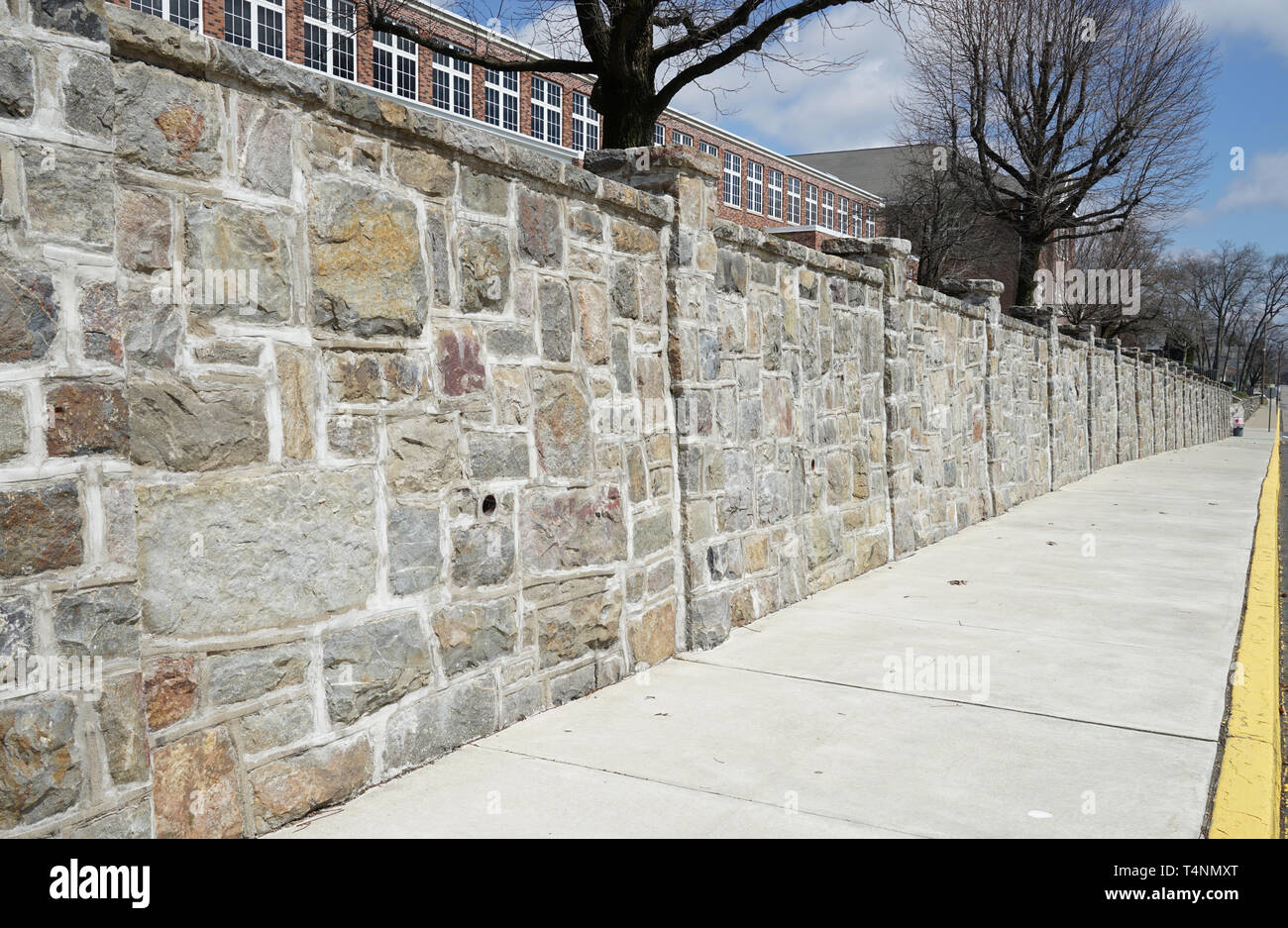 Very long sidewalk hi-res stock photography and images - Alamy