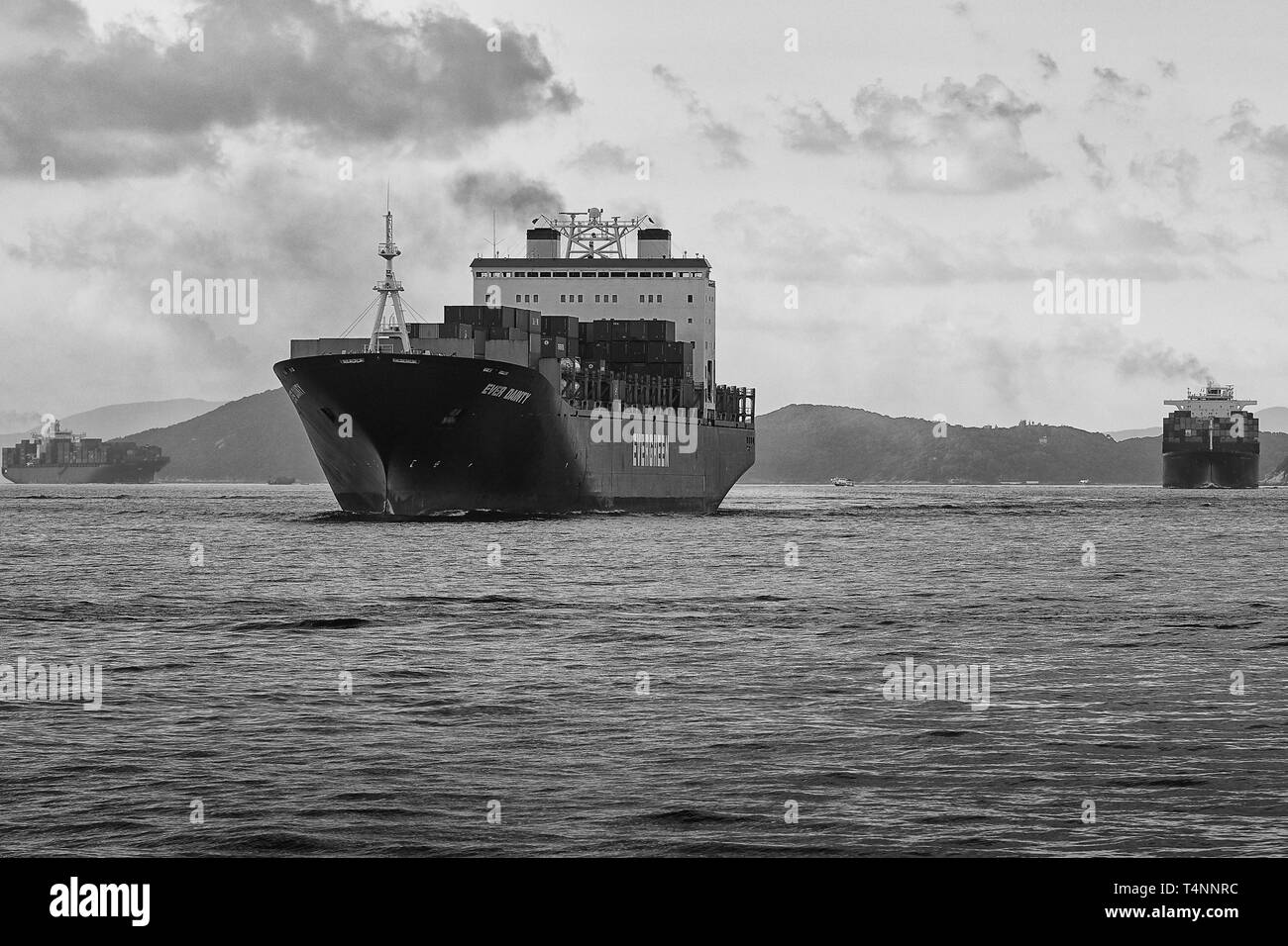 Bow to china Black and White Stock Photos & Images - Alamy