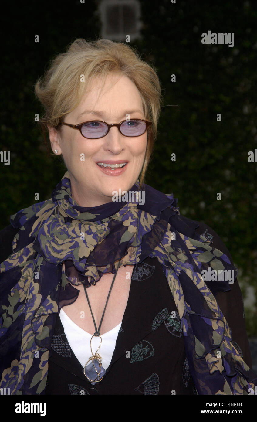 LOS ANGELES, CA. December 12, 2004: Actress MERYL STREEP at the world ...
