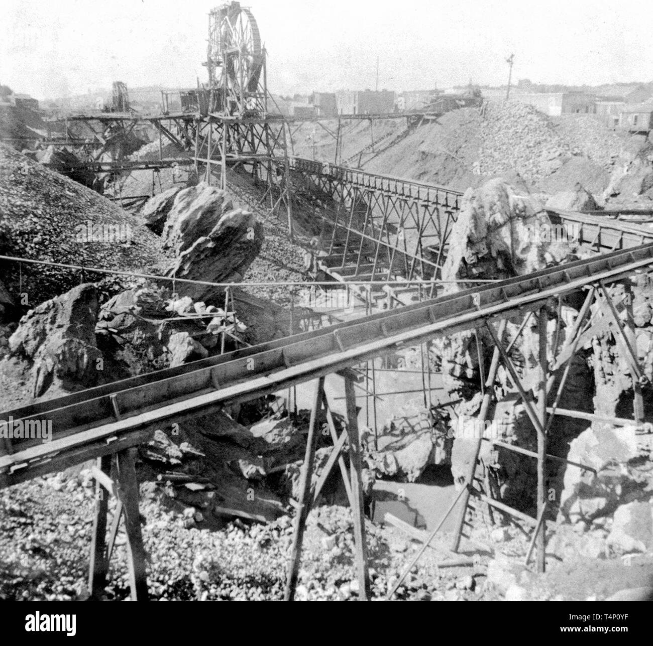 Placer mining 1800s hi-res stock photography and images - Alamy
