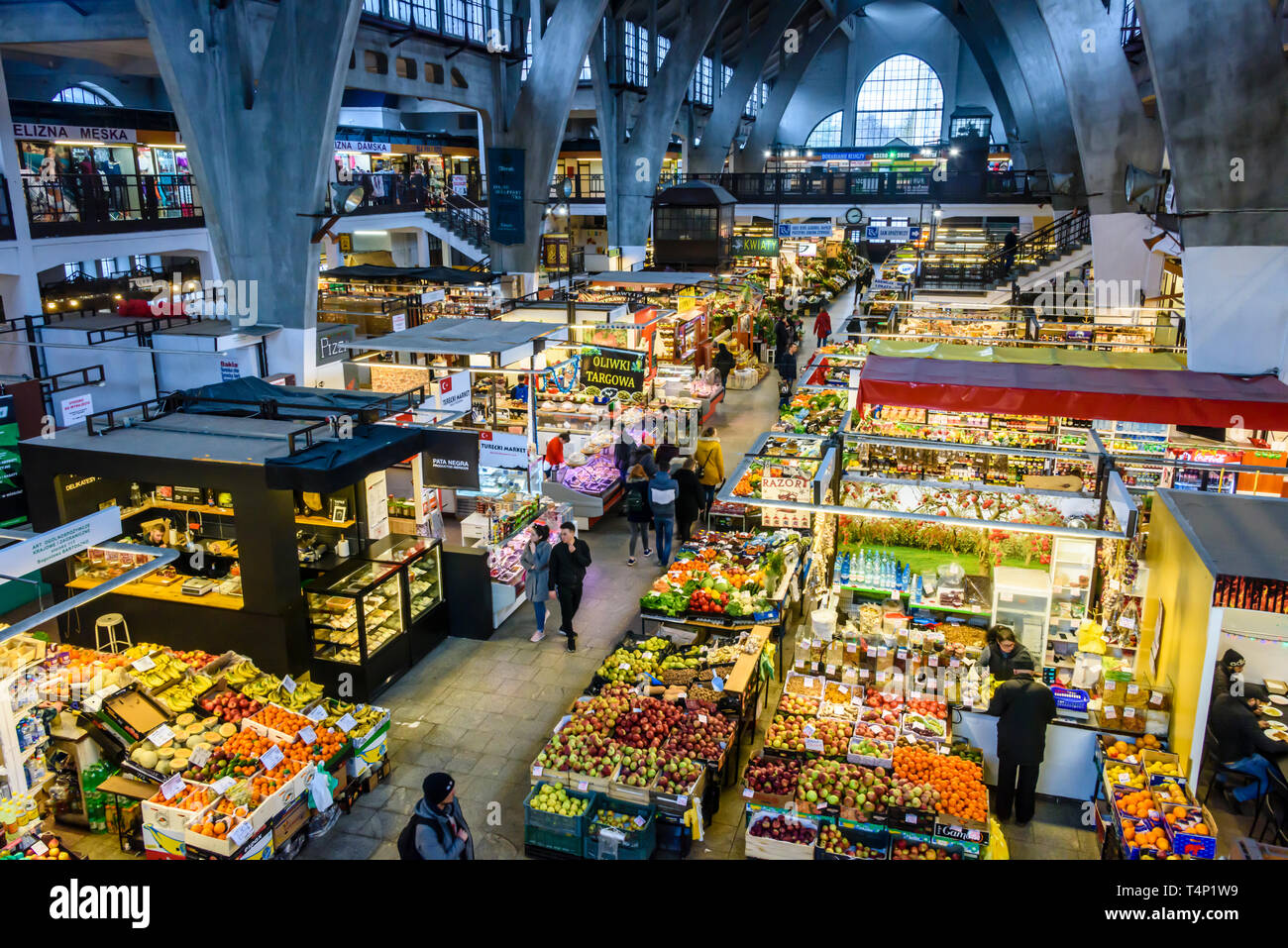 Polish fruit and vegetable market hi-res stock photography and images ...