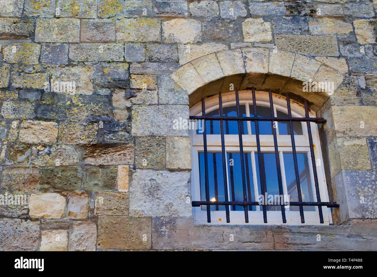 Security bars hi-res stock photography and images - Alamy