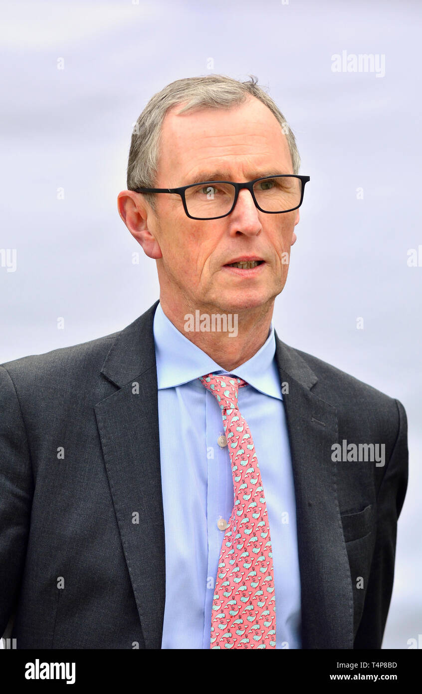 Nigel evans mp hi-res stock photography and images - Alamy