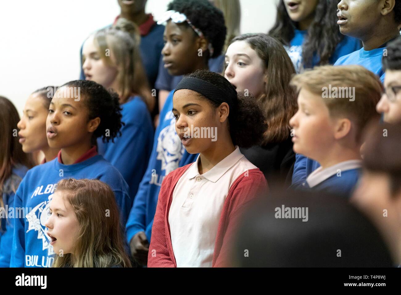 Students in the Albritton Middle School Chorus sing for U.S First Lady ...