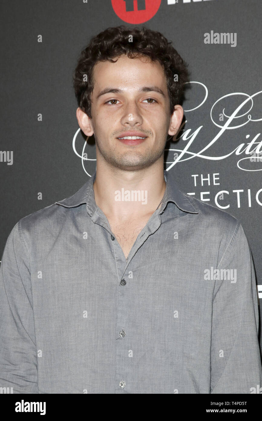 Pretty little liars cast hi-res stock photography and images - Alamy