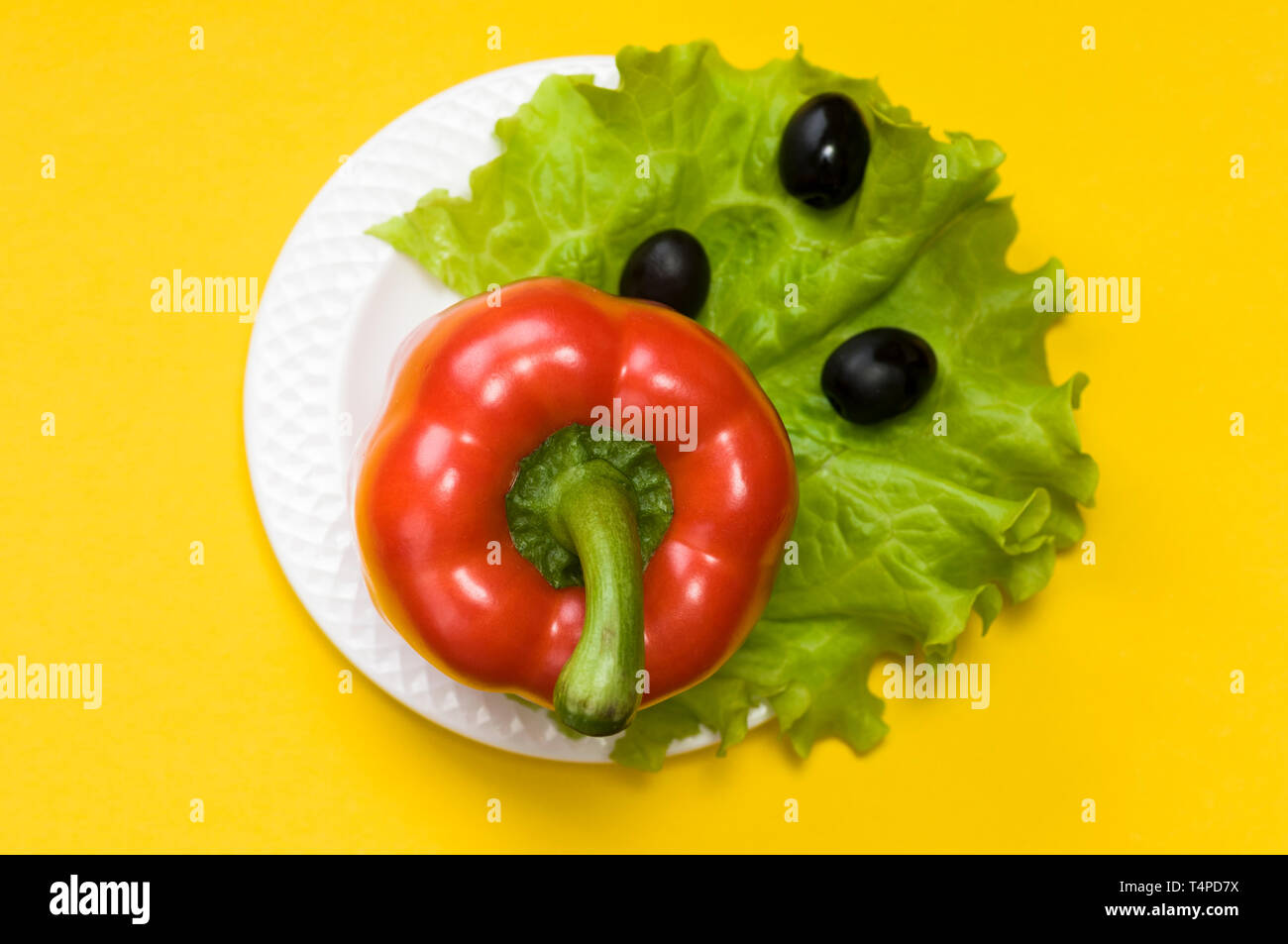 Single Lettuce Leaf Plate High Resolution Stock Photography and Images ...