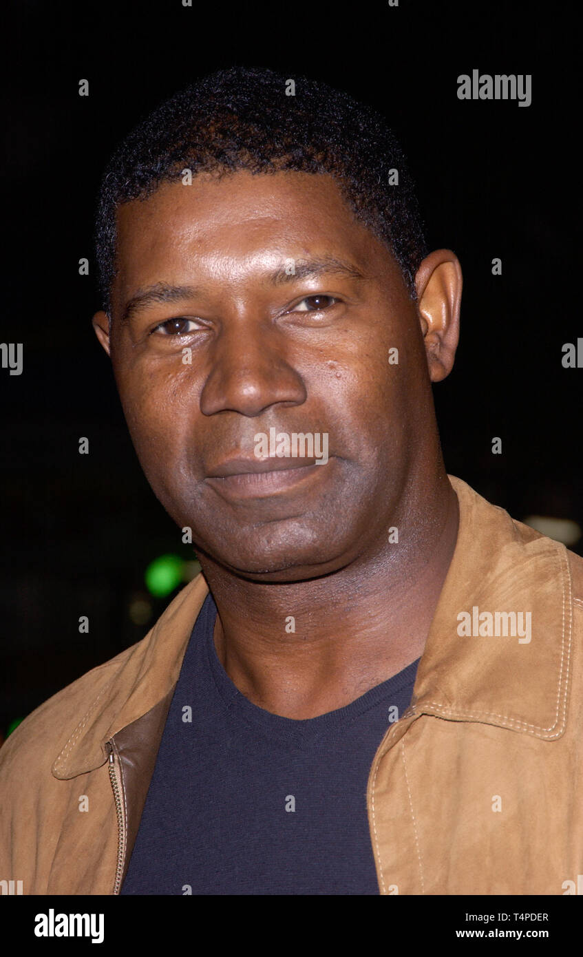 LOS ANGELES, CA. November 16, 2004: Los Angeles, CA: Actor DENNIS ...