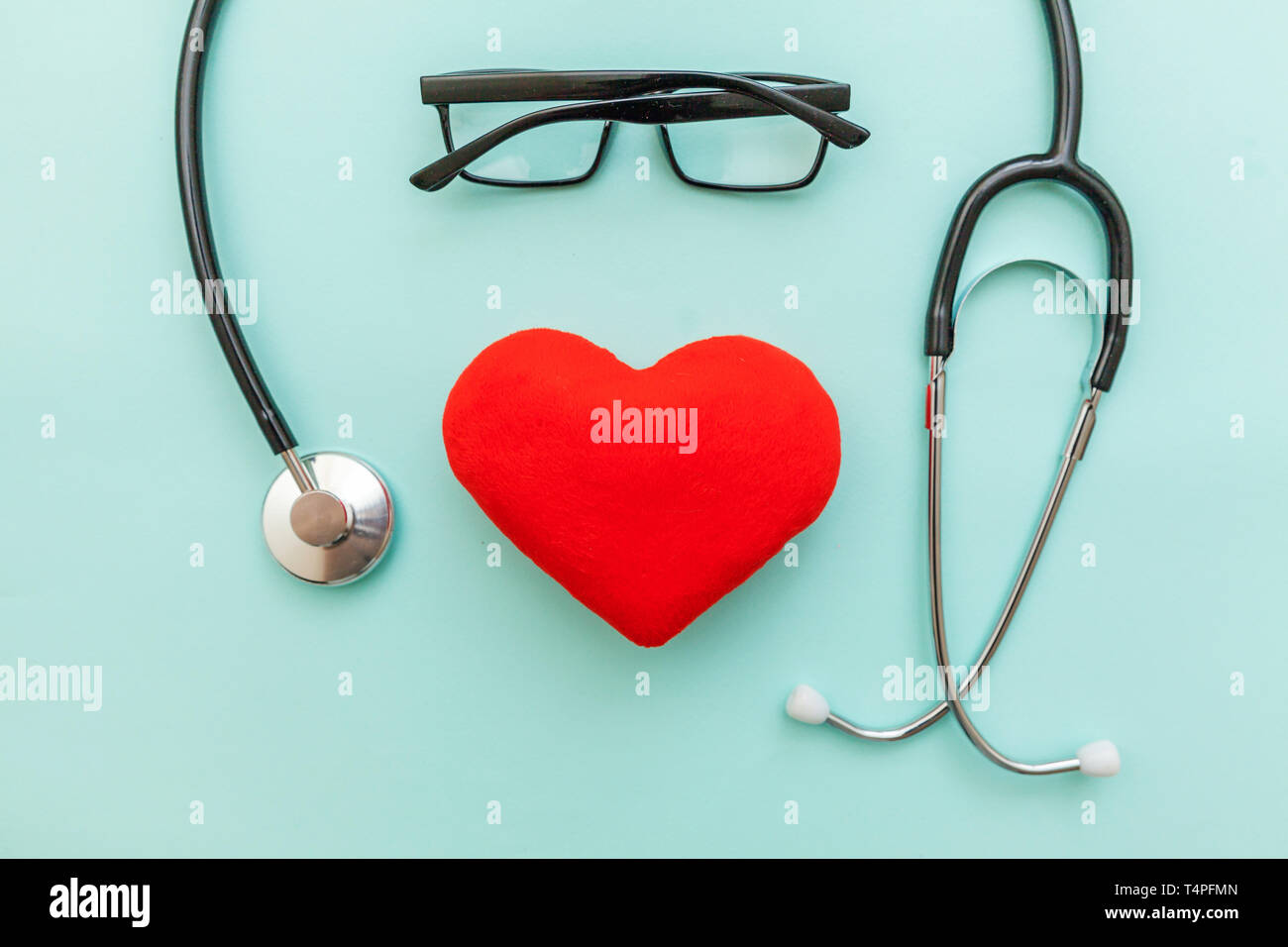 Simply minimal design medicine equipment stethoscope or phonendoscope ...