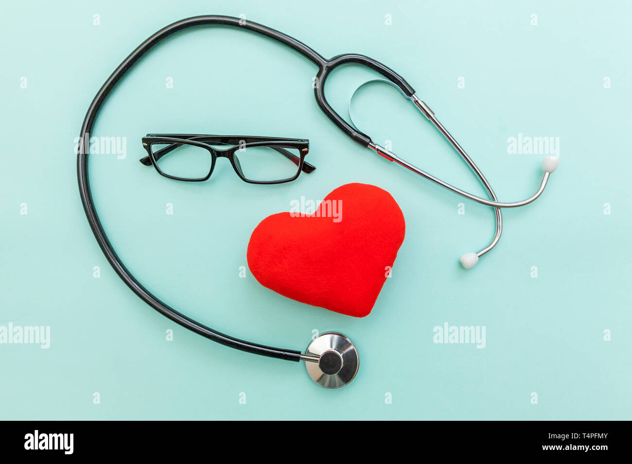 Simply minimal design medicine equipment stethoscope or phonendoscope ...