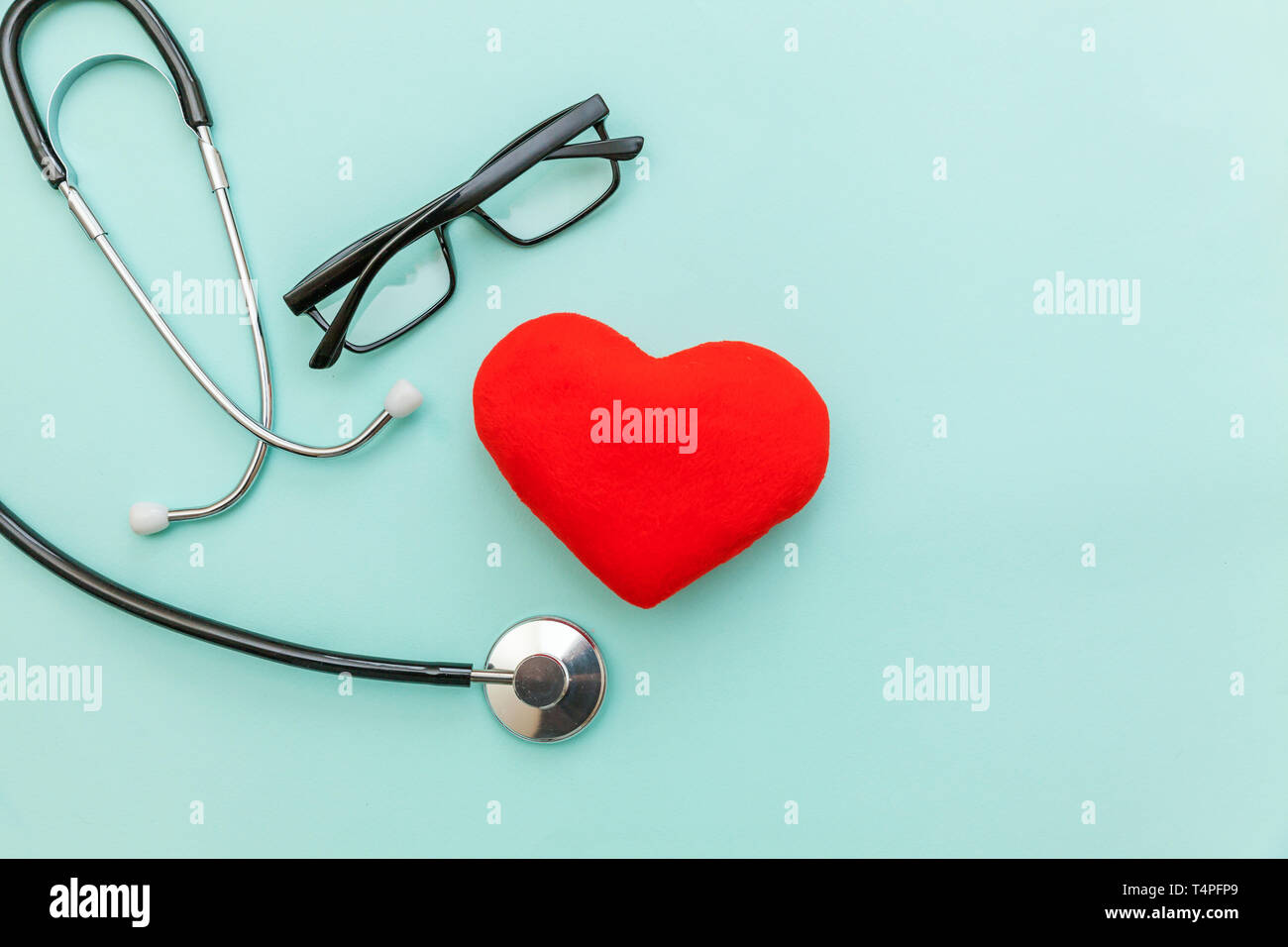 Simply minimal design medicine hi-res stock photography and images - Alamy