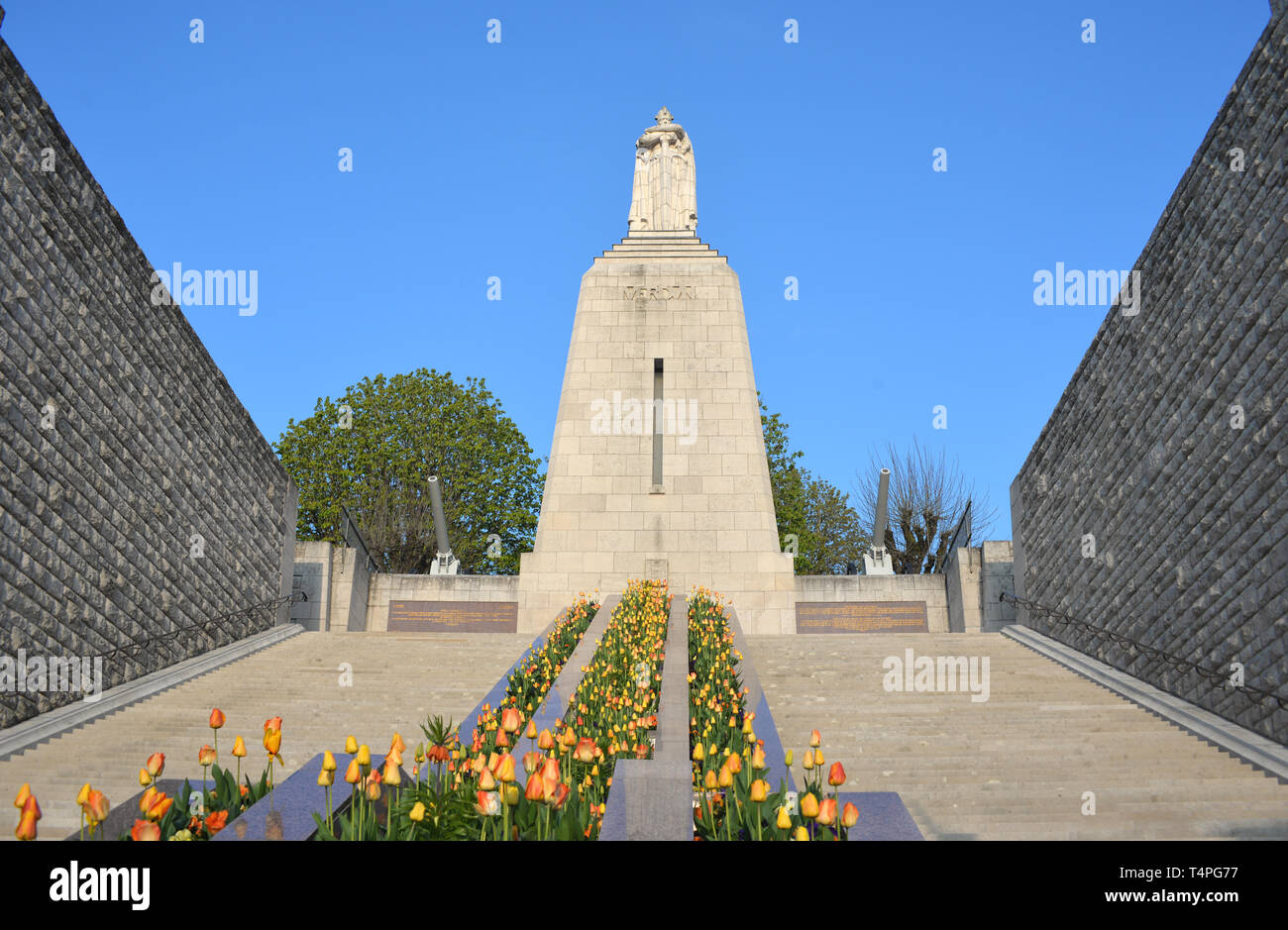 Battle of verdun memorial hi-res stock photography and images - Alamy