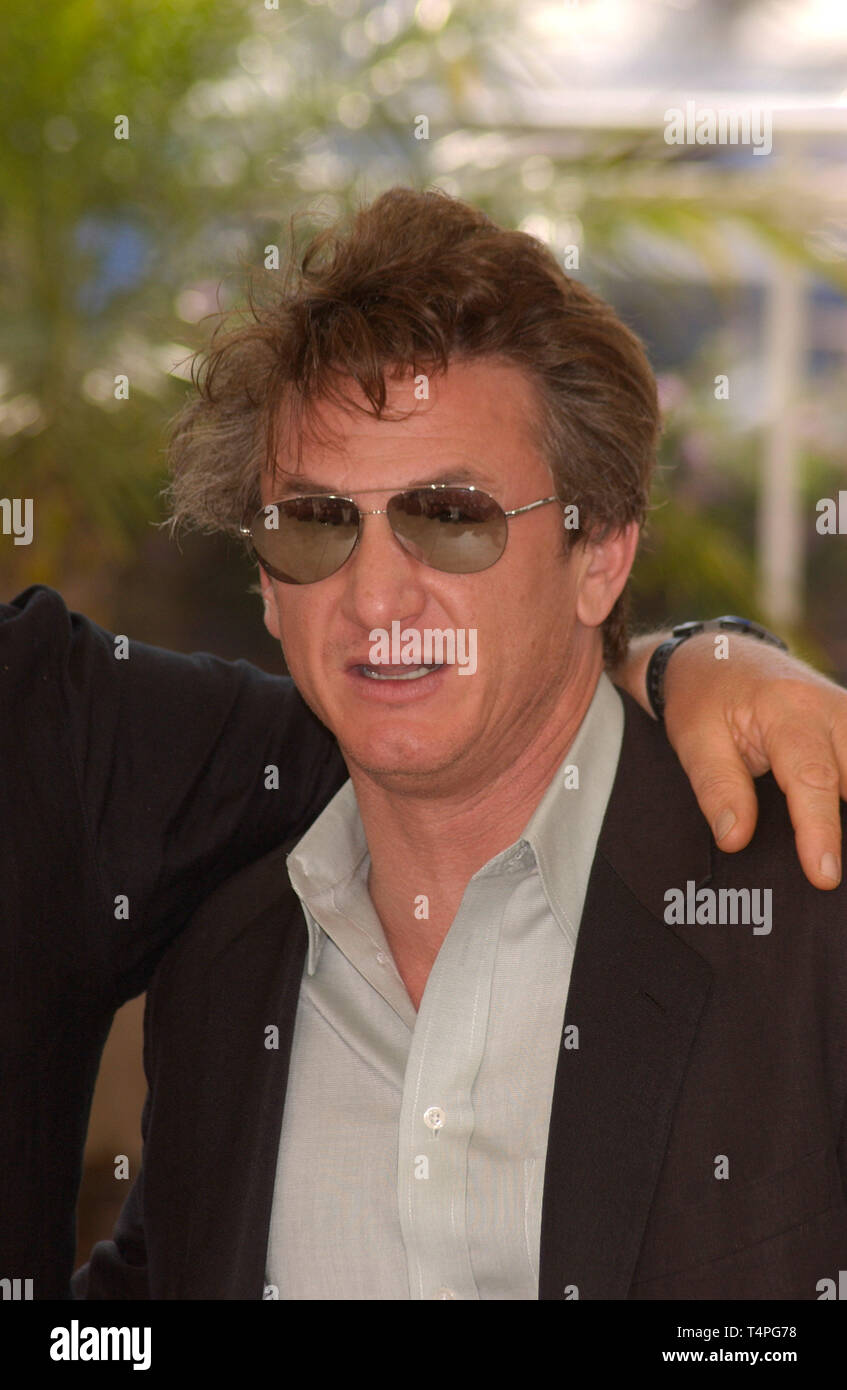 CANNES, FRANCE. May 17, 2004: Actor SEAN PENN at photocall at the ...