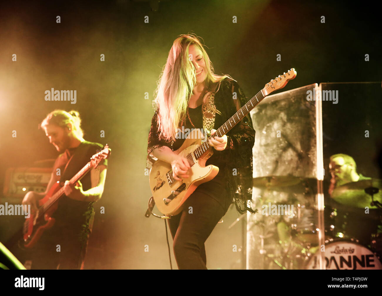 Joanne Shaw Taylor performing at Manchester O2 Ritz Featuring: Joanne ...