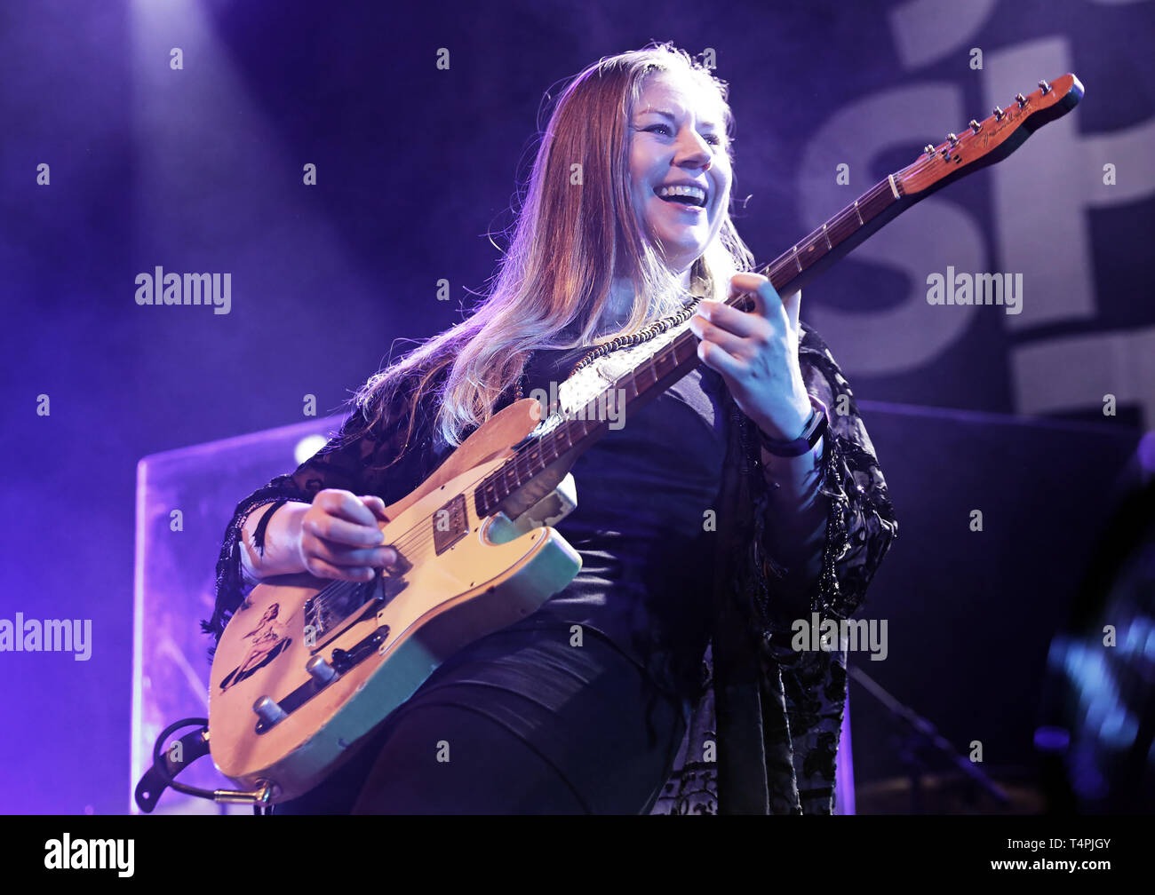 Joanne Shaw Taylor performing at Manchester O2 Ritz Featuring: Joanne ...