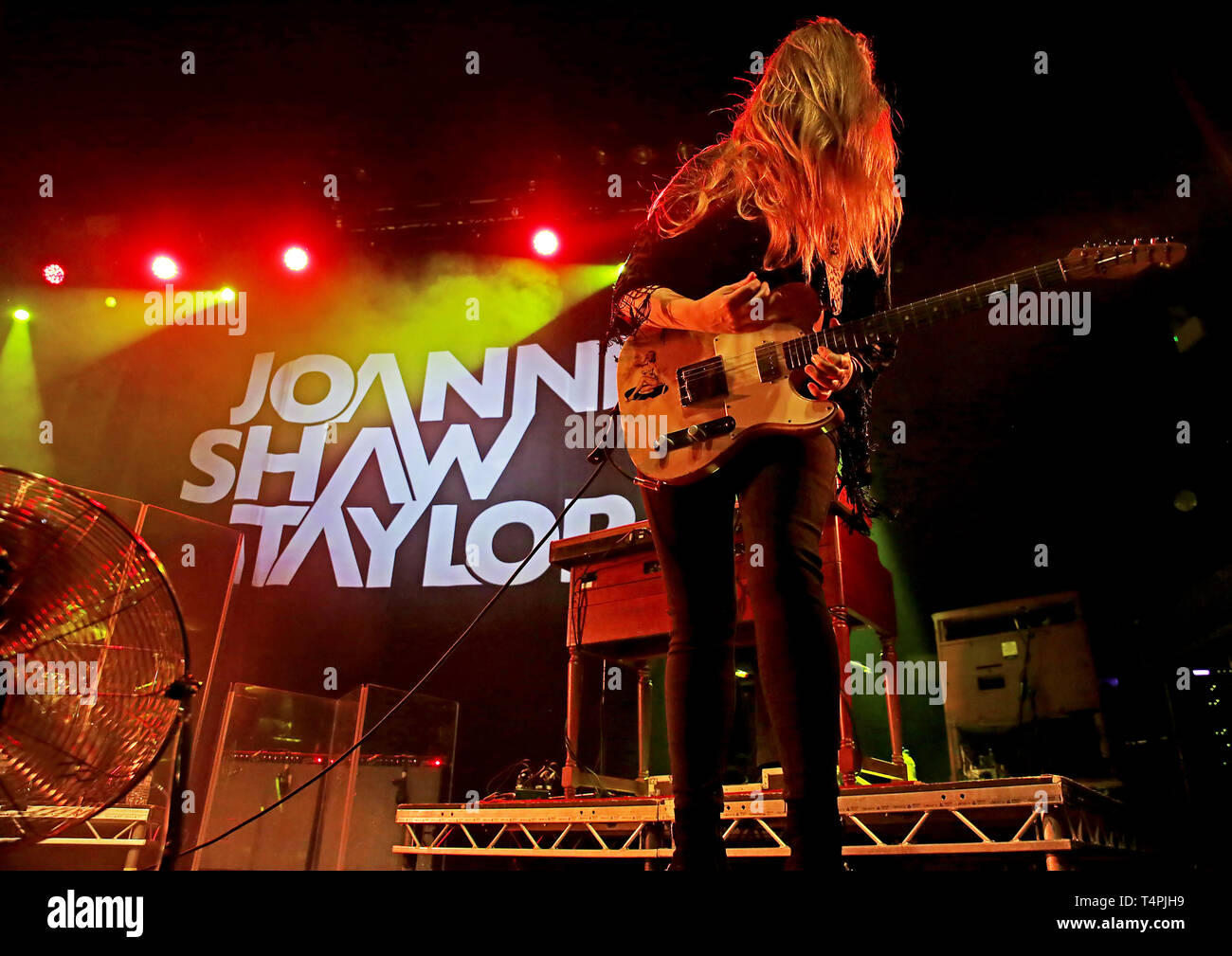 Joanne Shaw Taylor performing at Manchester O2 Ritz Featuring: Joanne ...