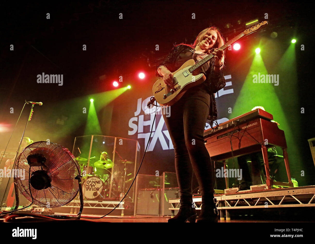 Joanne Shaw Taylor performing at Manchester O2 Ritz Featuring: Joanne ...