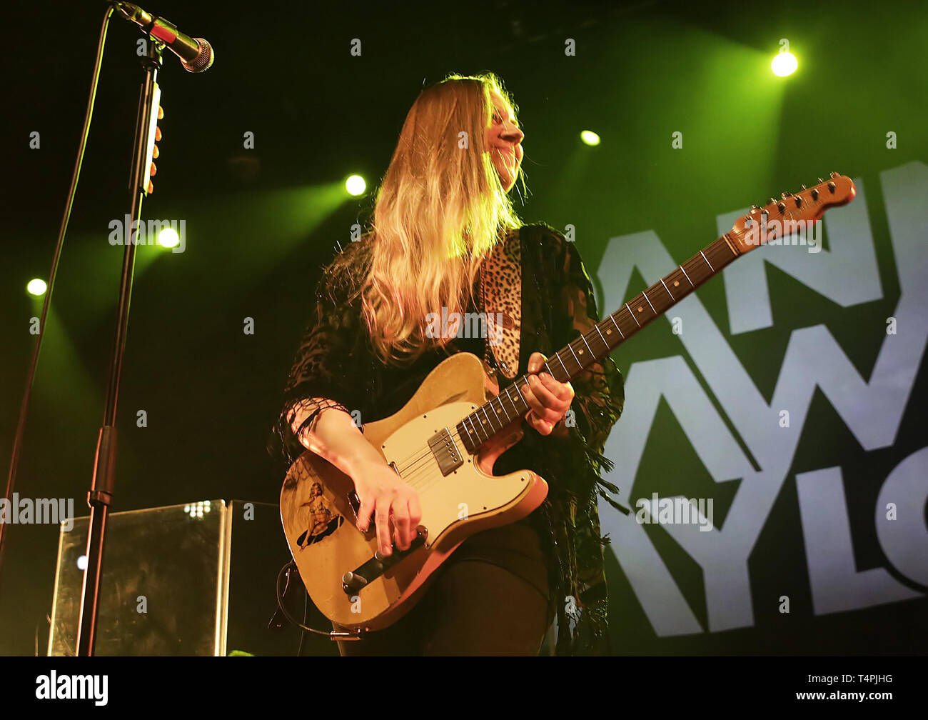 Joanne Shaw Taylor performing at Manchester O2 Ritz Featuring: Joanne ...
