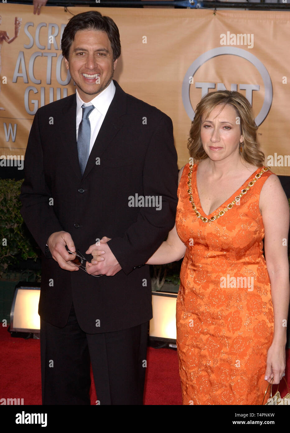 Ray romano and wife hi-res stock photography and images - Alamy