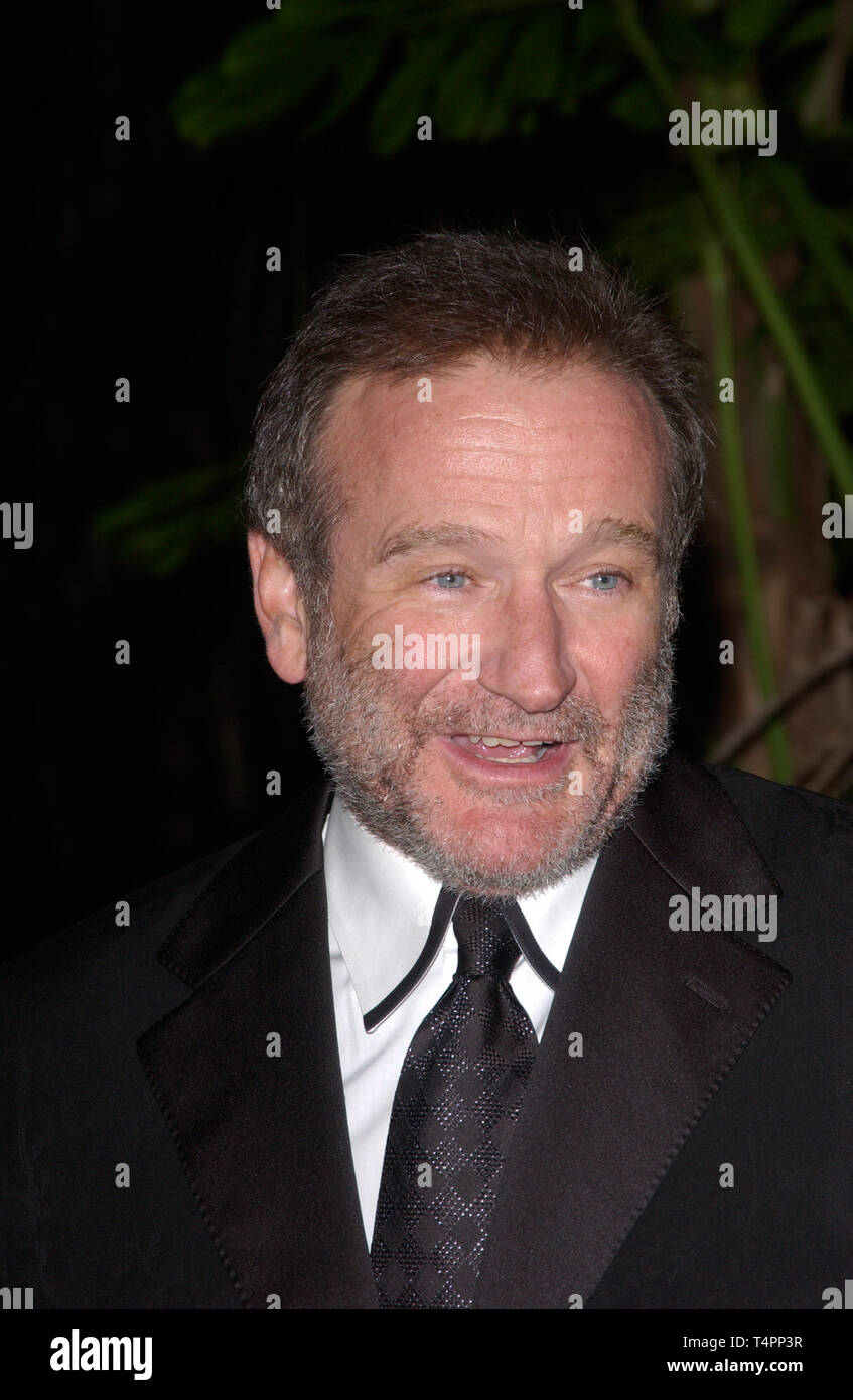 LOS ANGELES, CA. February 12, 2005: ROBIN WILLIAMS at record mogul ...
