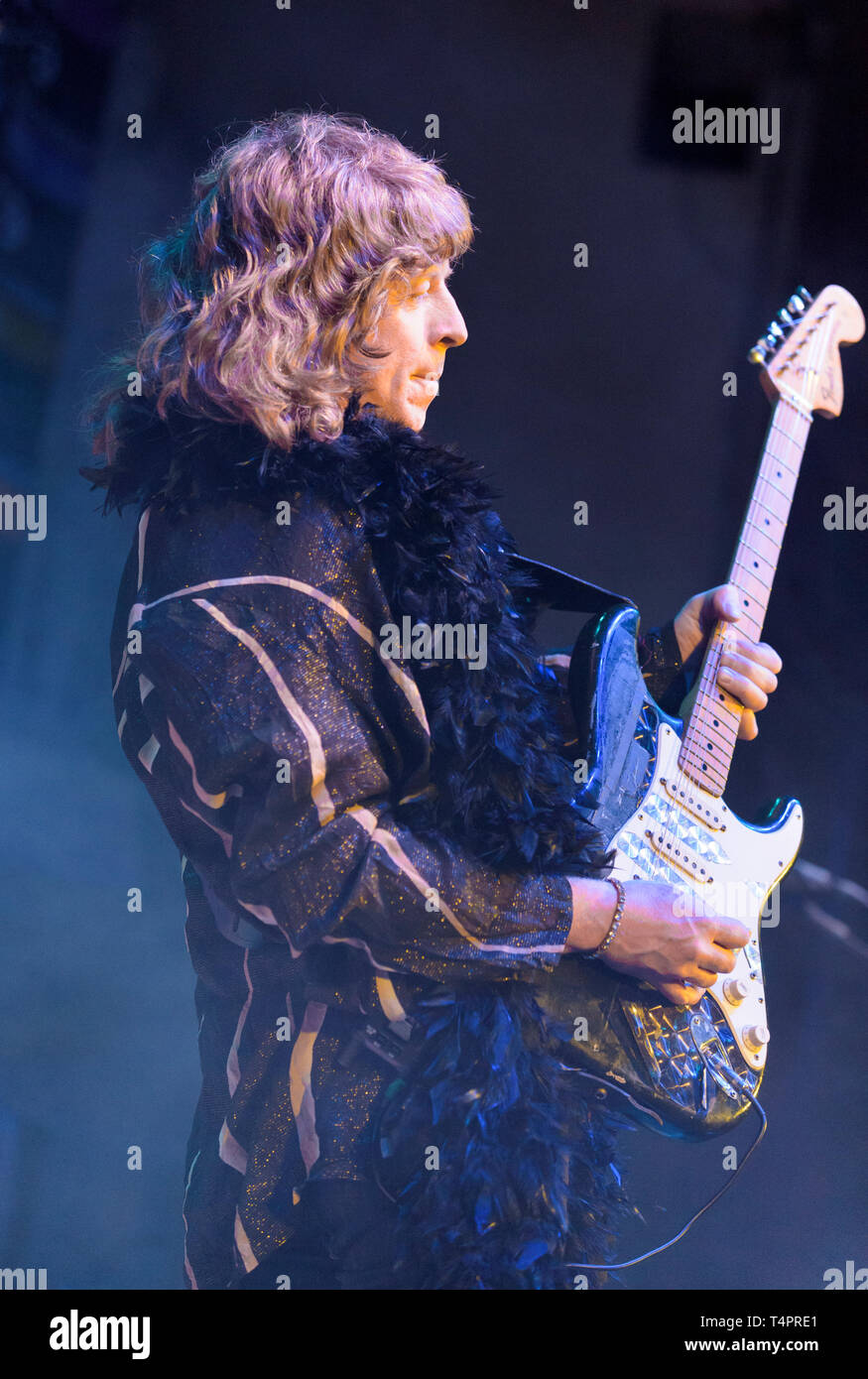 Simon bartholomew musician hi-res stock photography and images - Alamy