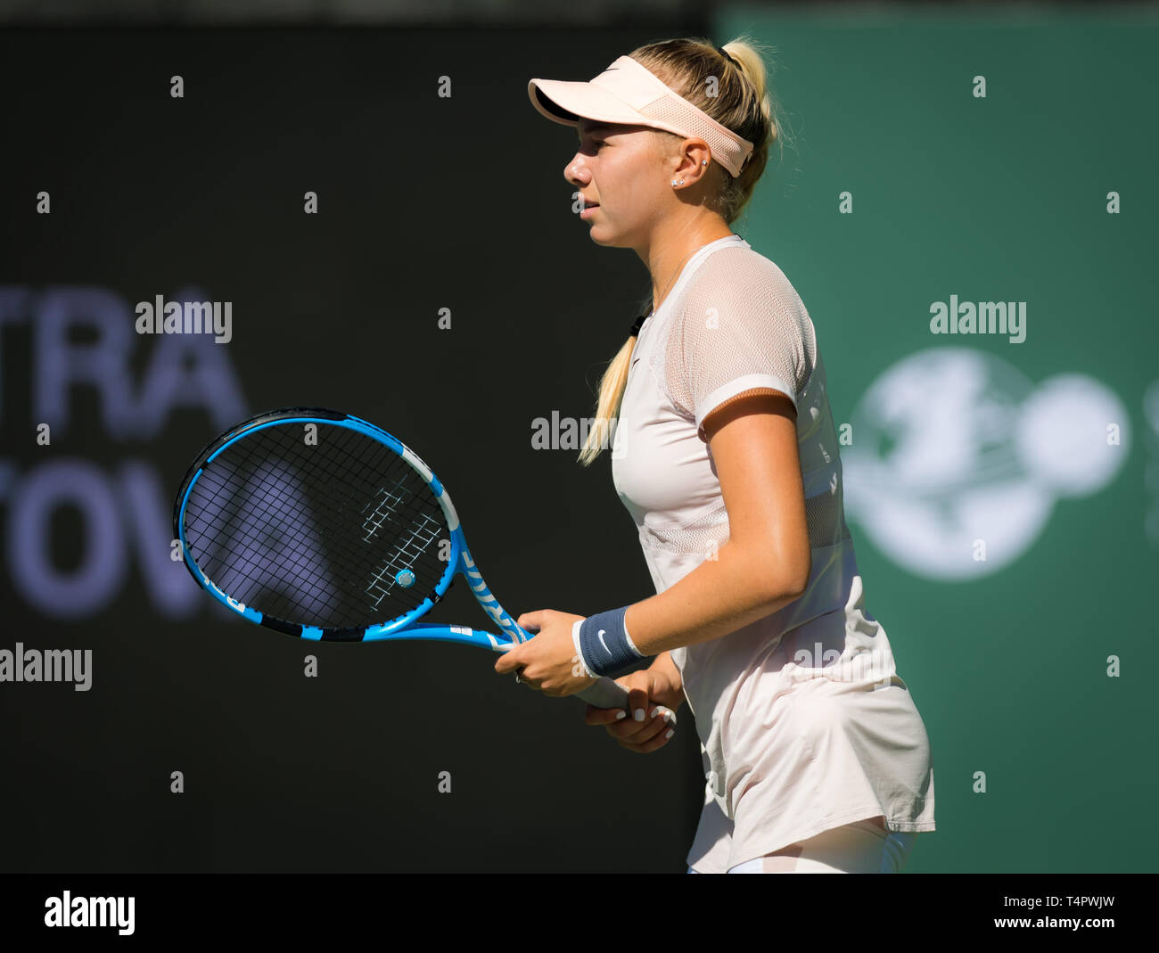 INDIAN WELLS, UNITED STATES OF AMERICA - MARCH 11 : Amanda Anisimova of ...