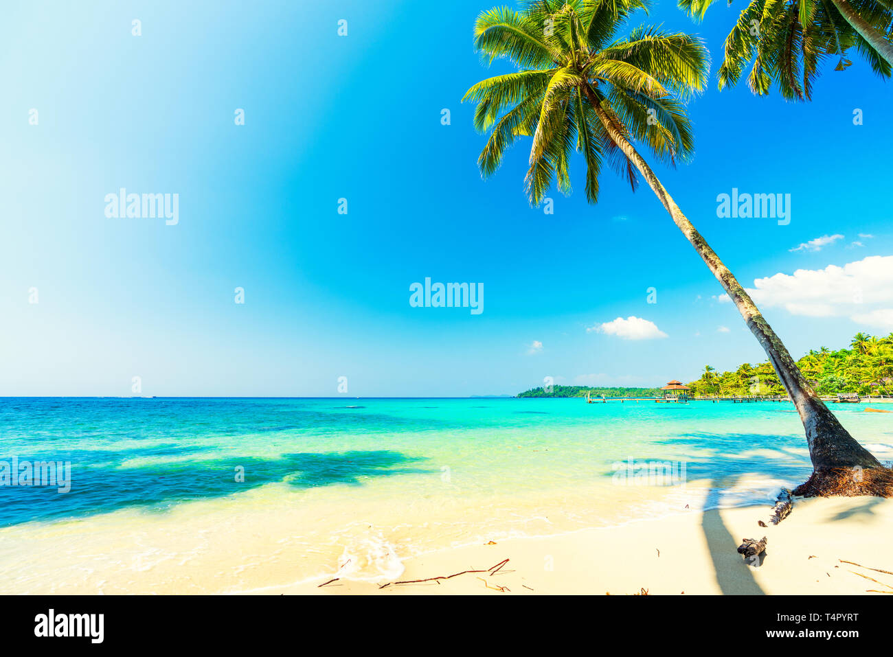 Bali seascape with huge waves at beautiful hidden white sand beach ...