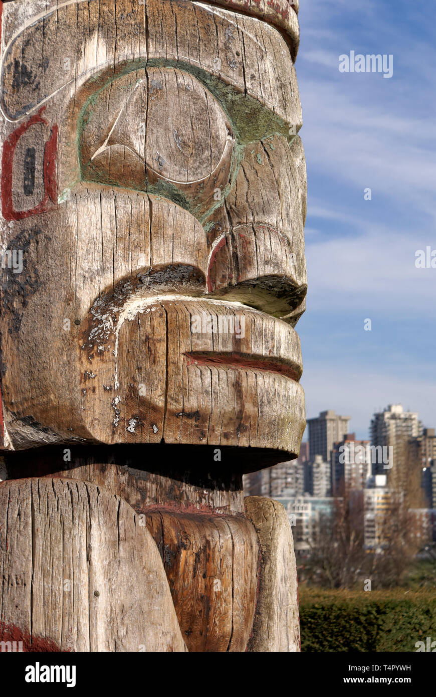 Mungo martin artwork hi-res stock photography and images - Alamy