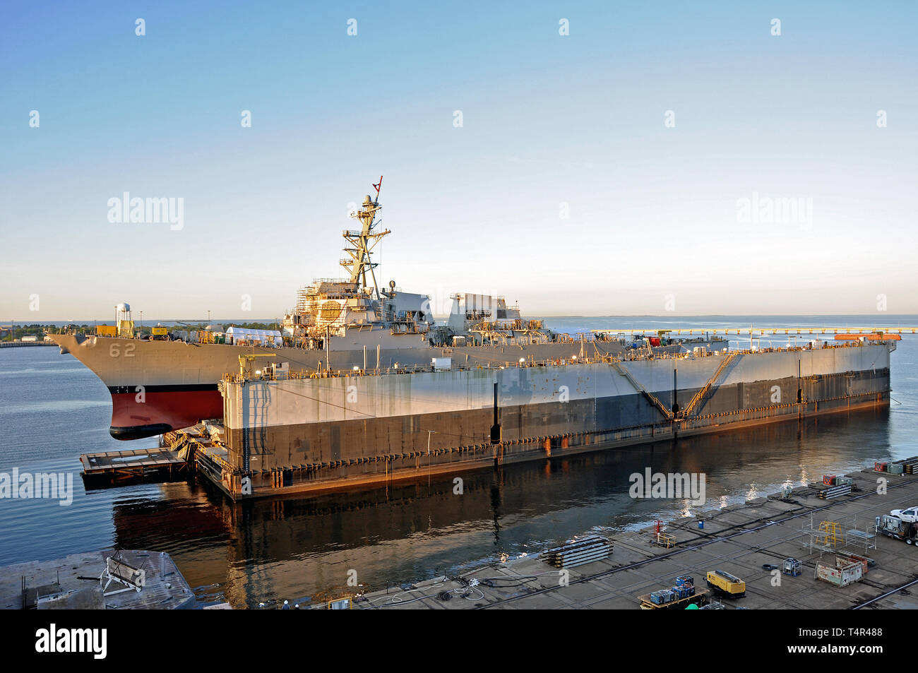 Pascagoula shipyard hi-res stock photography and images - Alamy