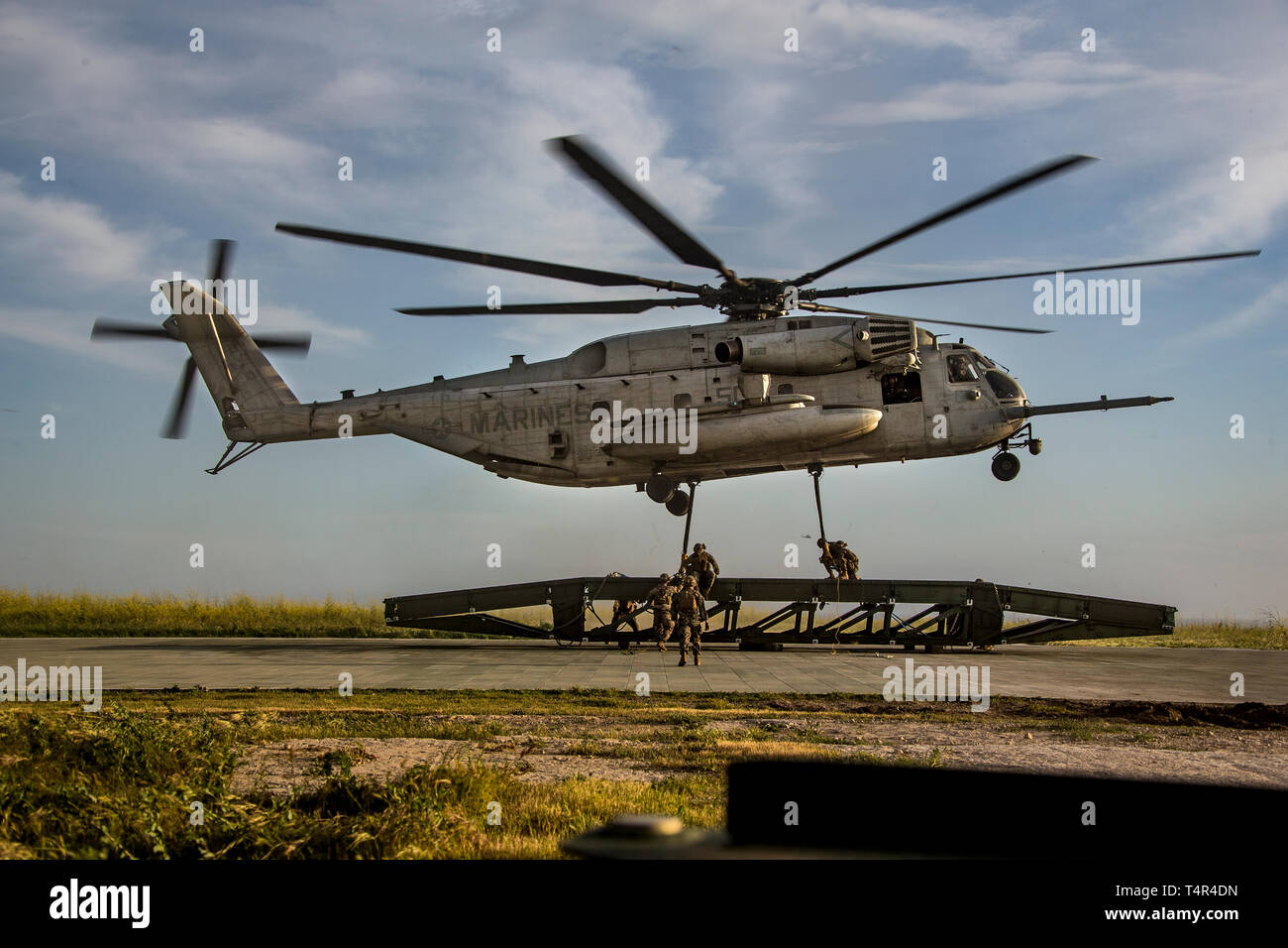 Medium girder bridge hi-res stock photography and images - Alamy