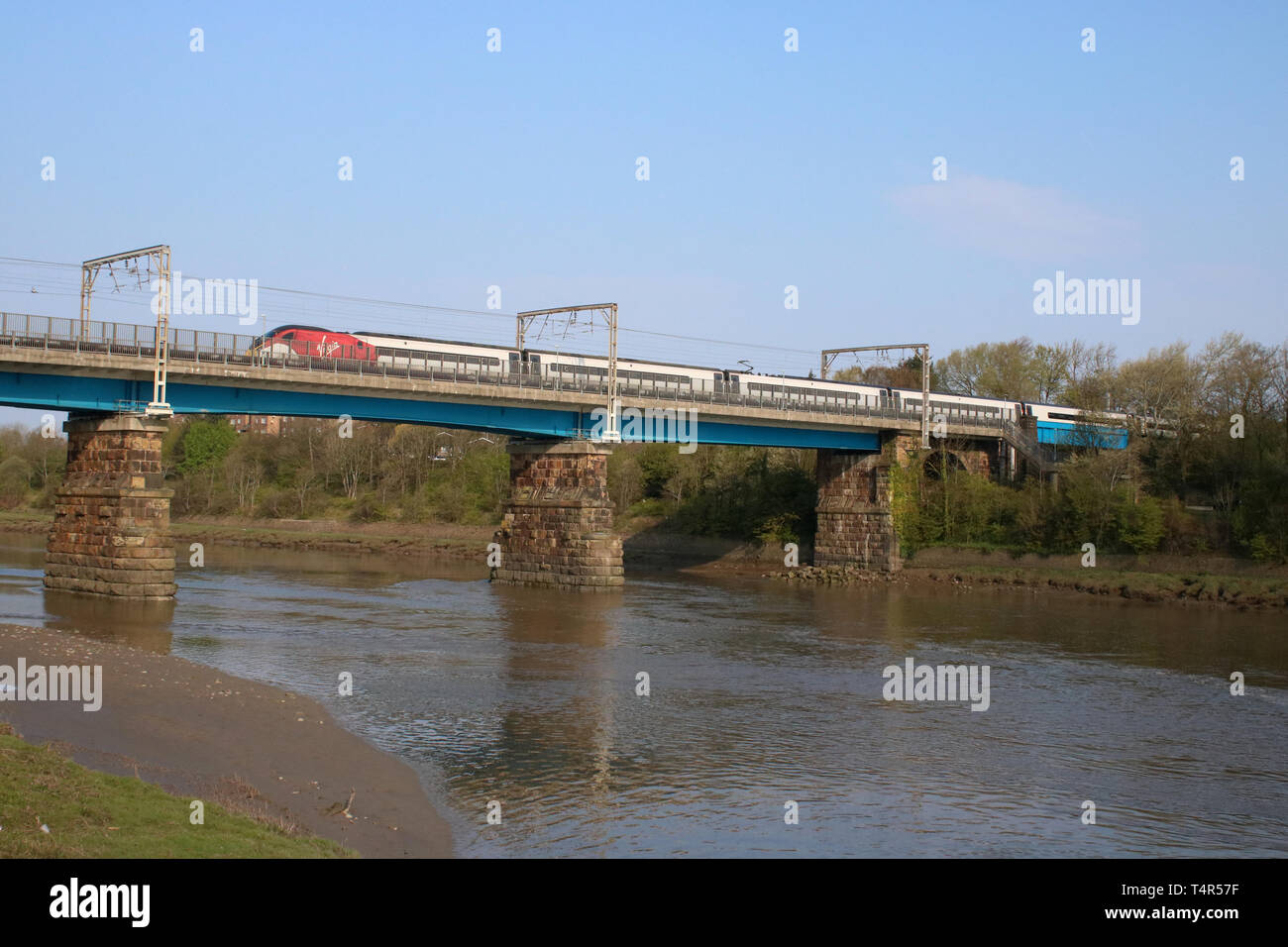 Class 390 pendolino electric multiple unit train in Virgin West Coast ...